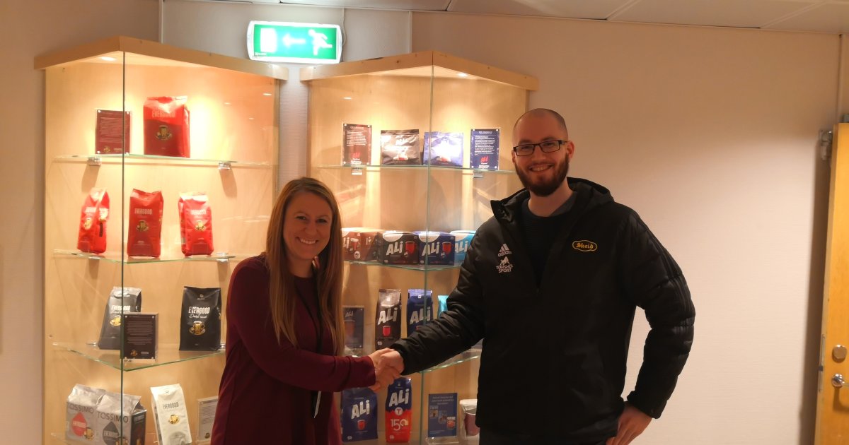 Ali Kaffe kurerer fortsatt gruff / SKEID